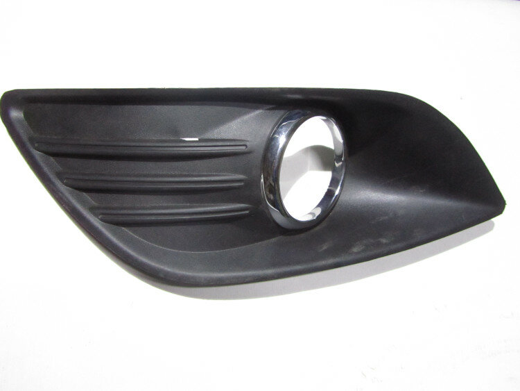 Накладка противотуманки левая 8M5119951AE 1528561 Форд Фокус 3 1496394 1497607 1508693 - Хром - ARS