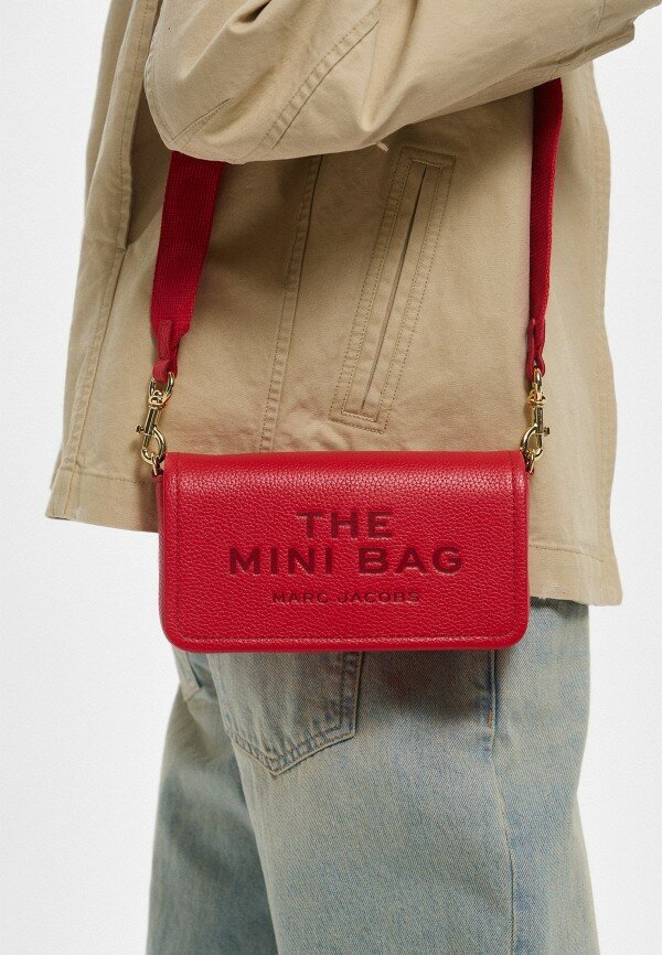 Сумка кросс-боди Marc Jacobs