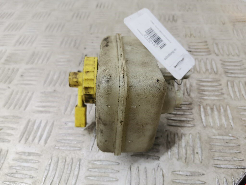 Бачок тормозной жидкости Volkswagen Golf 4 l481402 арт. 2150157