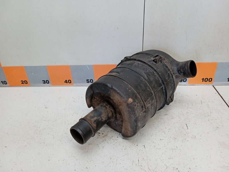 Б/У Рено Меган 1 Корпус воздушного фильтра Renault Megane 2000 1, LA 242723 RENAULT арт. 7700274097