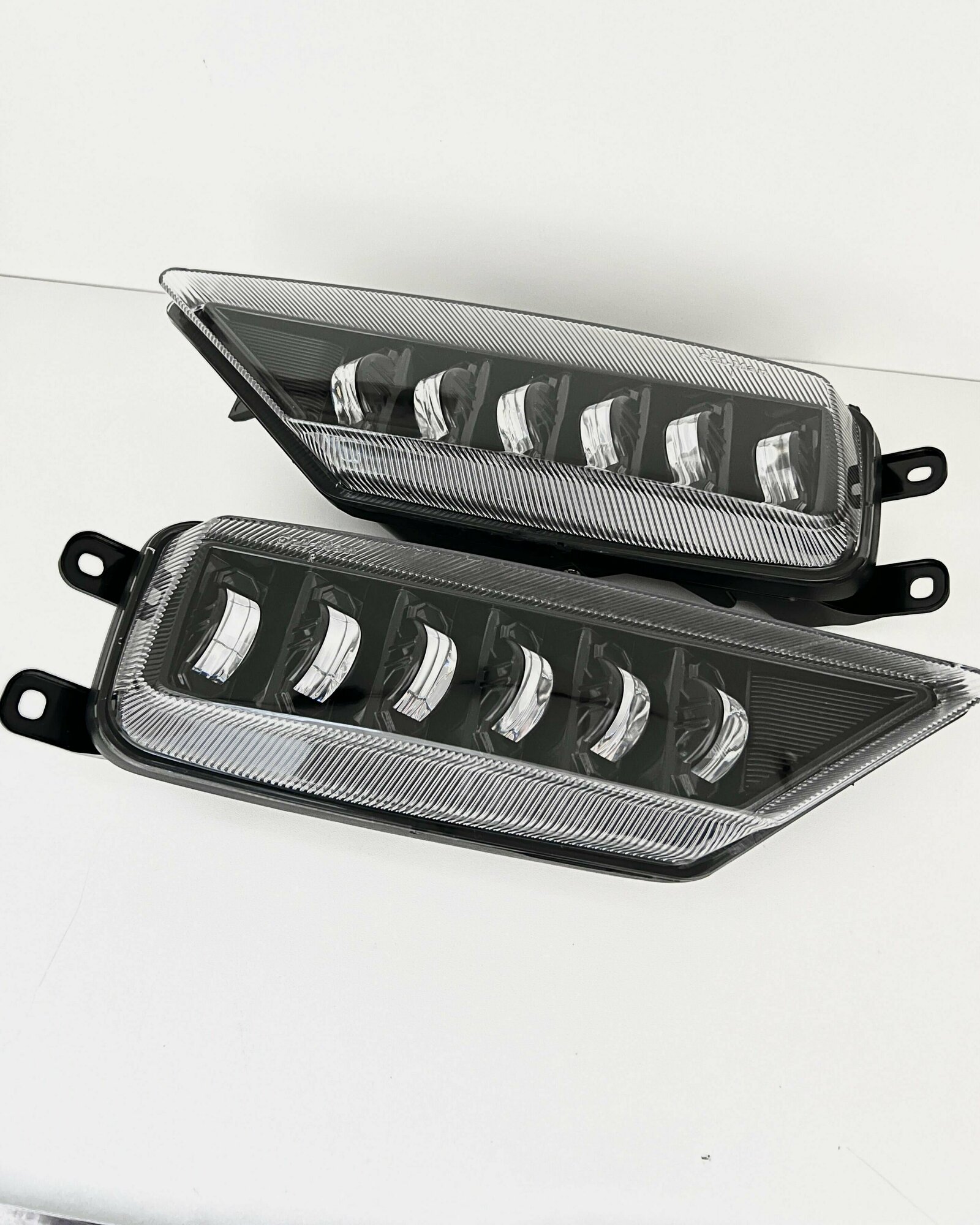 Противотуманные фары LED светодиодные Sal-man Однорежимные белый свет, 60w, Volkswagen Tiguan 2 поколение