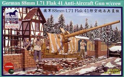 CB35067 Bronco Models Немецкая пушка 88mm L71 Flak 41 AA Gun с расчетом 1/35