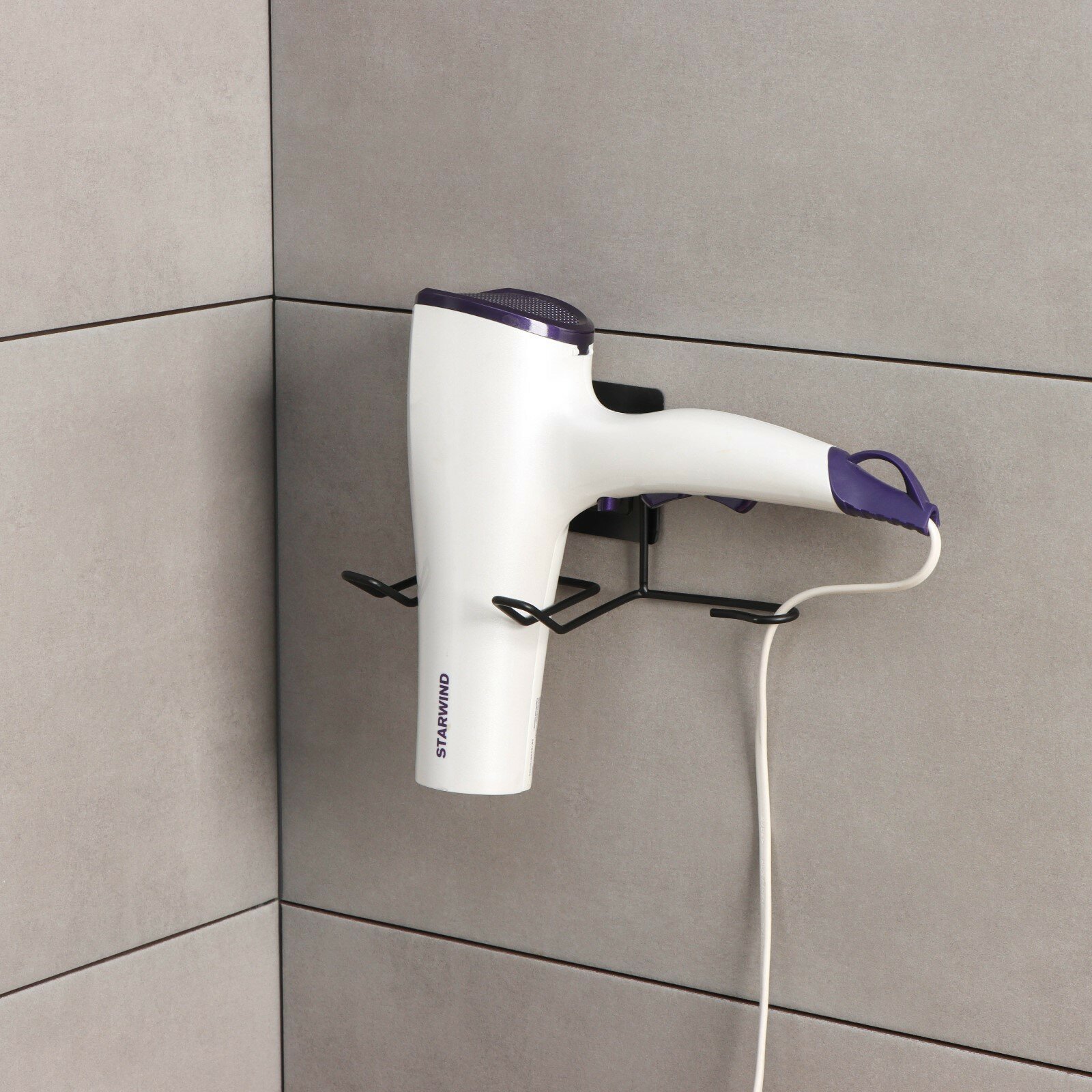 Держатель для фена Доляна, на липучке. цвет черный