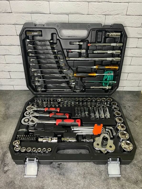 Набор инструментов AUTOLUX, хромованадиевая сталь, 121 предмет