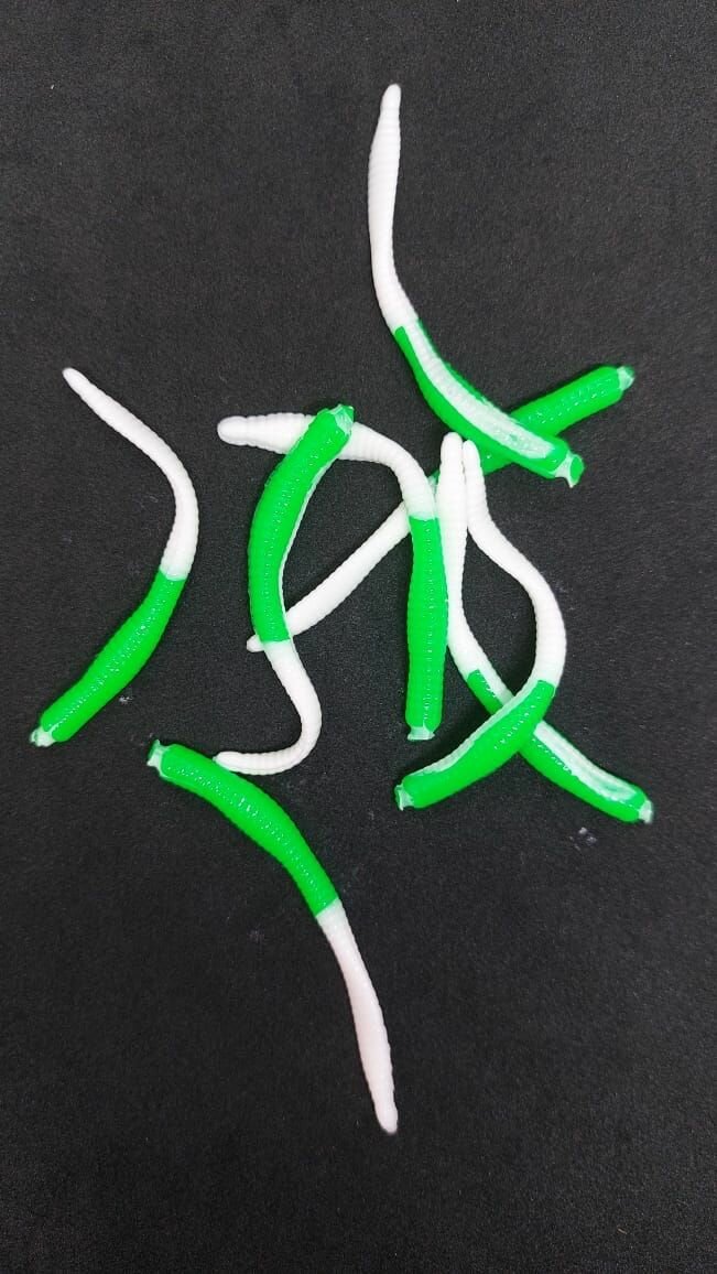 Силиконовые сьедобные приманки "Бобровый хвост". цвет зеленый-белый