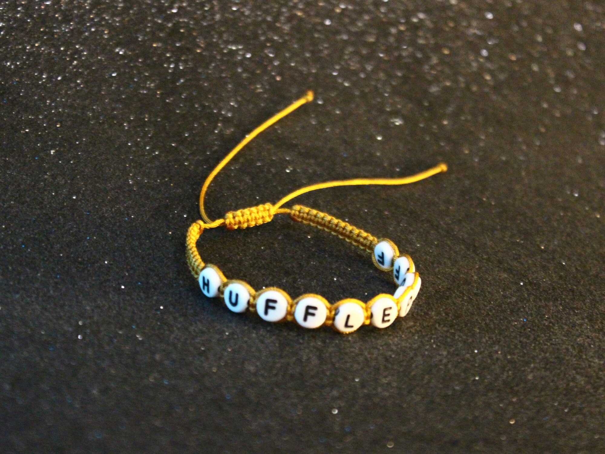 Плетеный браслет your soulmate, акрил