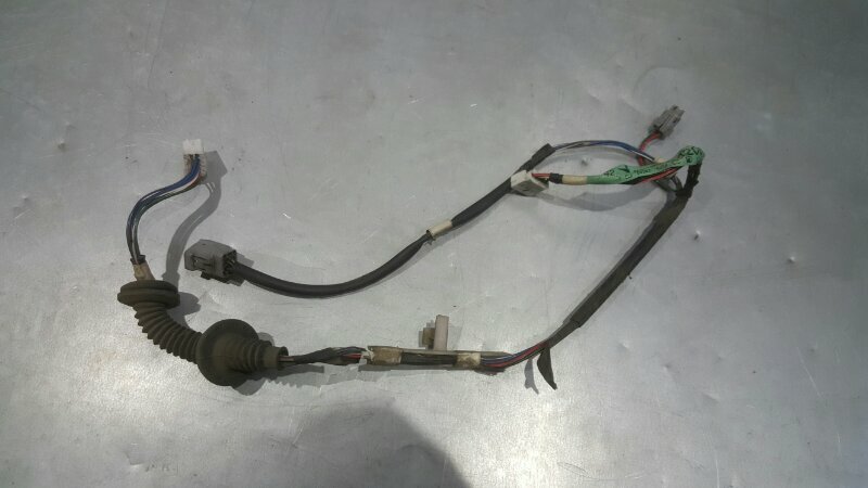 Электропроводка двери Toyota Carina ED ST202 3S-FE 1993 задн. лев. (б/у) 8215420420c