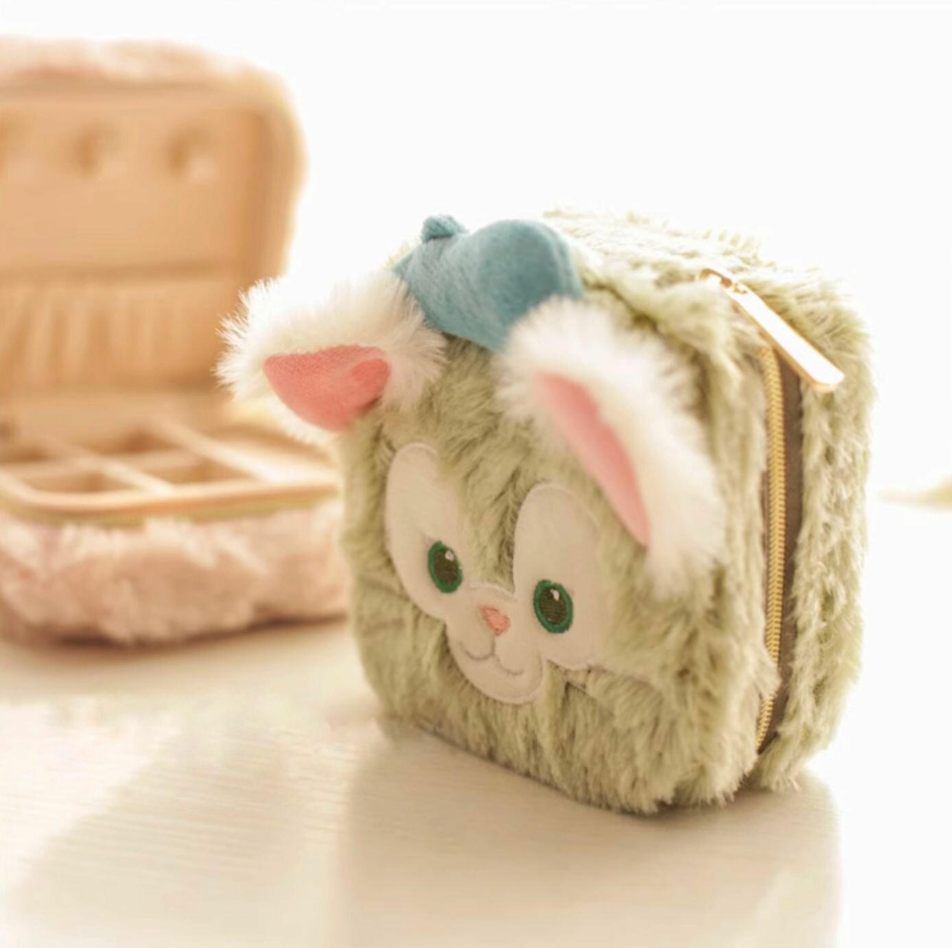 Детская дорожная шкатулка для украшений зеленого цвета