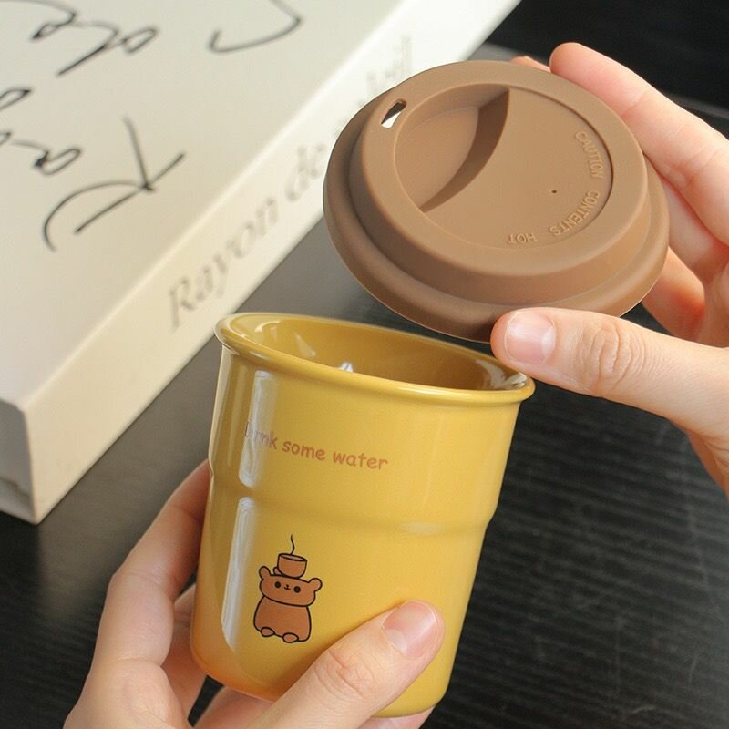 Кофейная чашка The World in a Cup, с крышкой, керамическая, 250мл, травянисто-зеленая