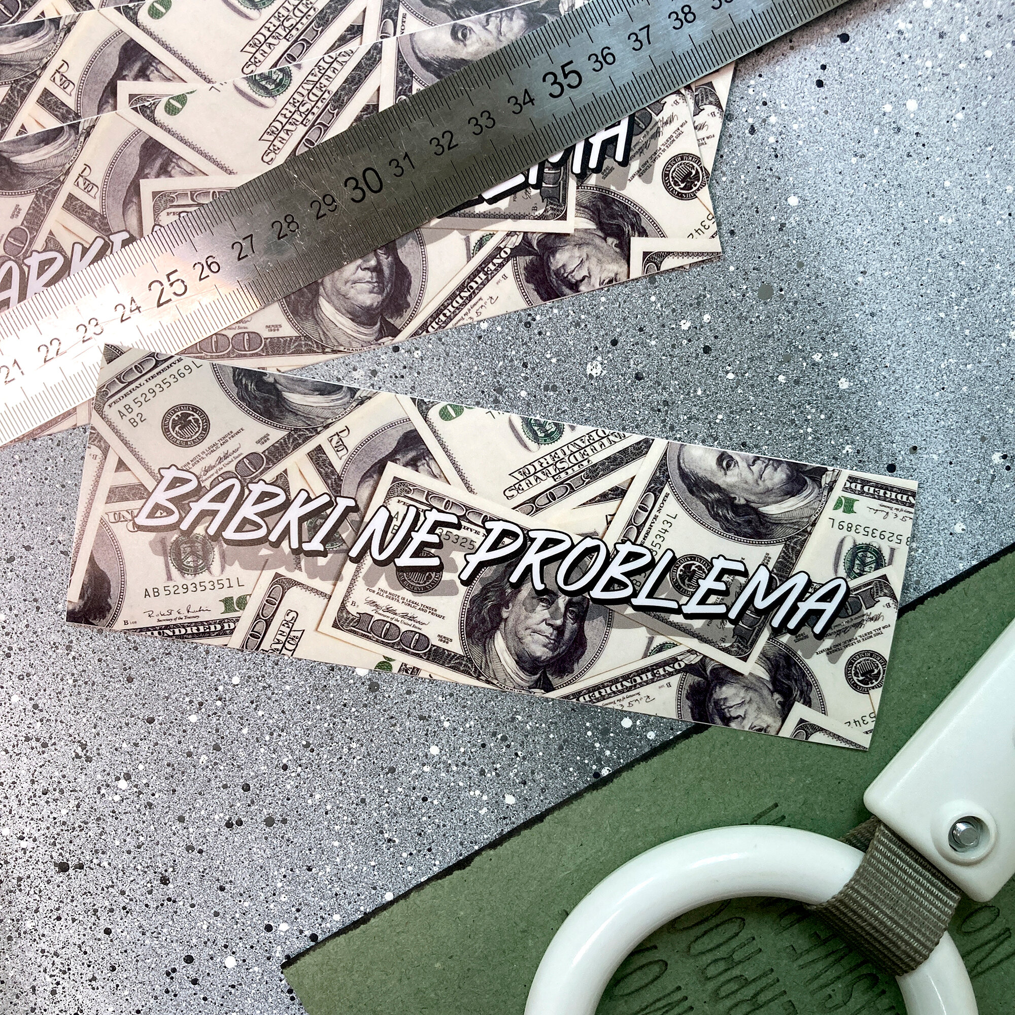Наклейки на авто, слэп стикеры, JDM slap sticker "Бабки не проблема", 19x6.5