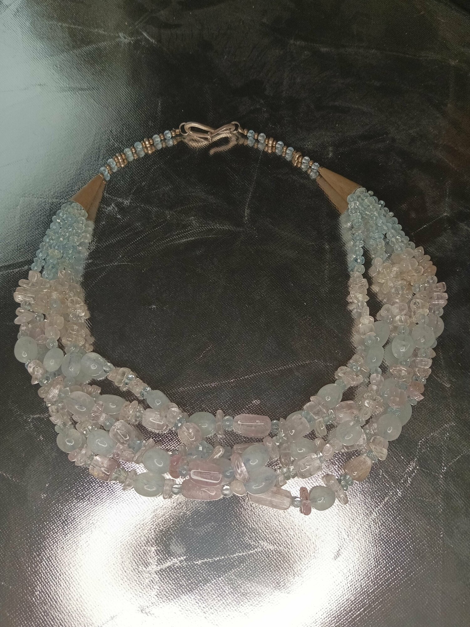 Колье аквамарин и кунцит.