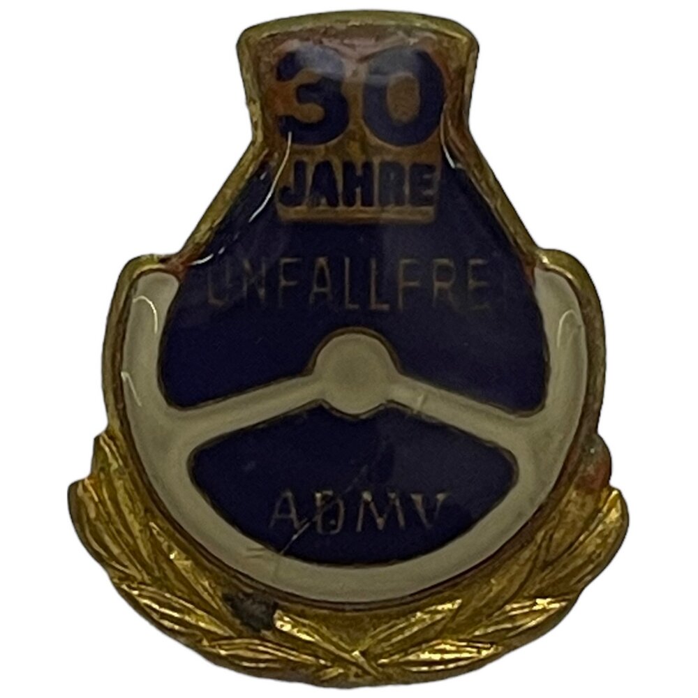 Знак "Генеральная немецкая ассоциация автоспорта. 30 лет без аварий" Германия (ГДР) 1961-1980 гг.