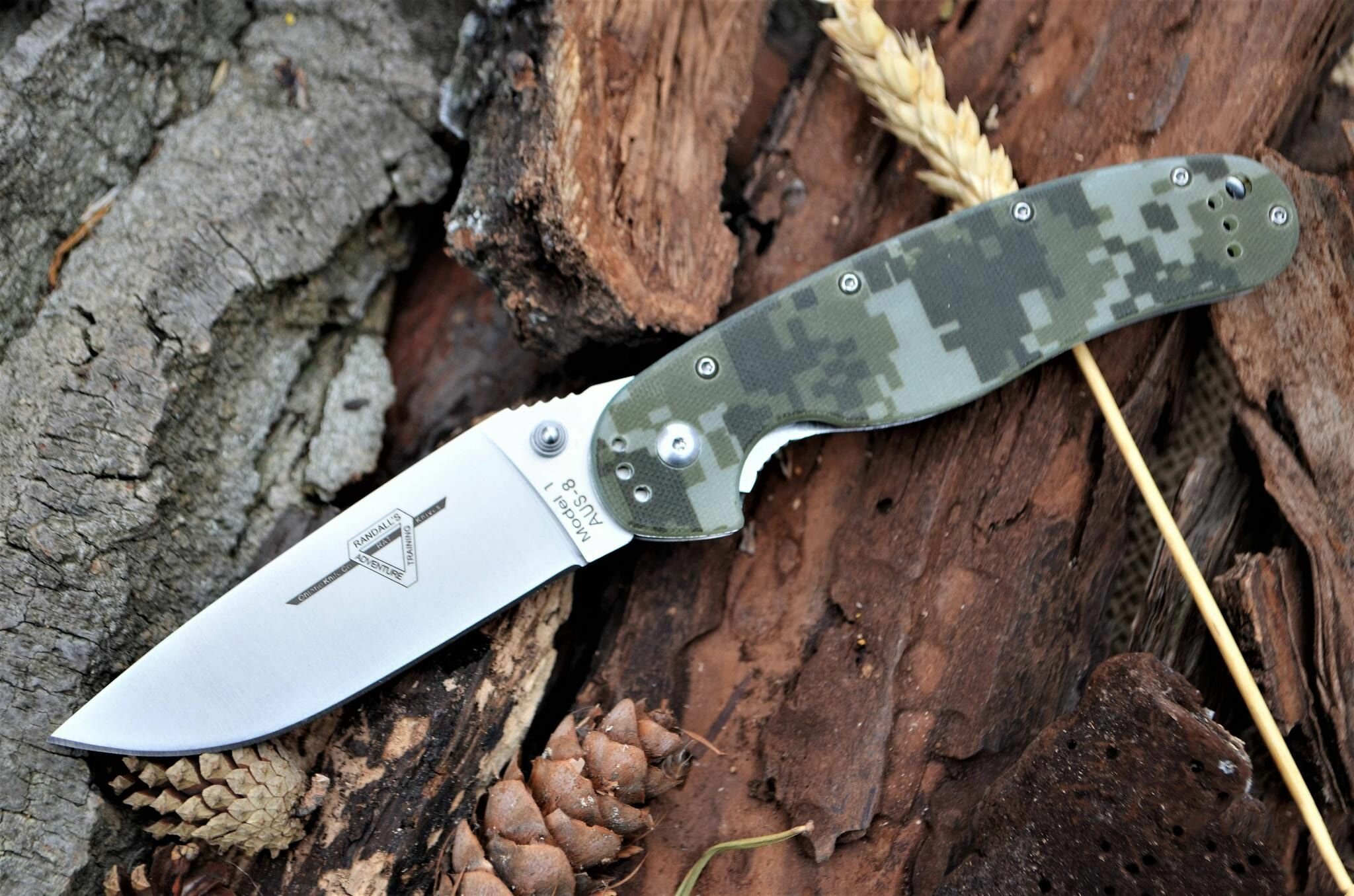 Складной туристический нож Rat1