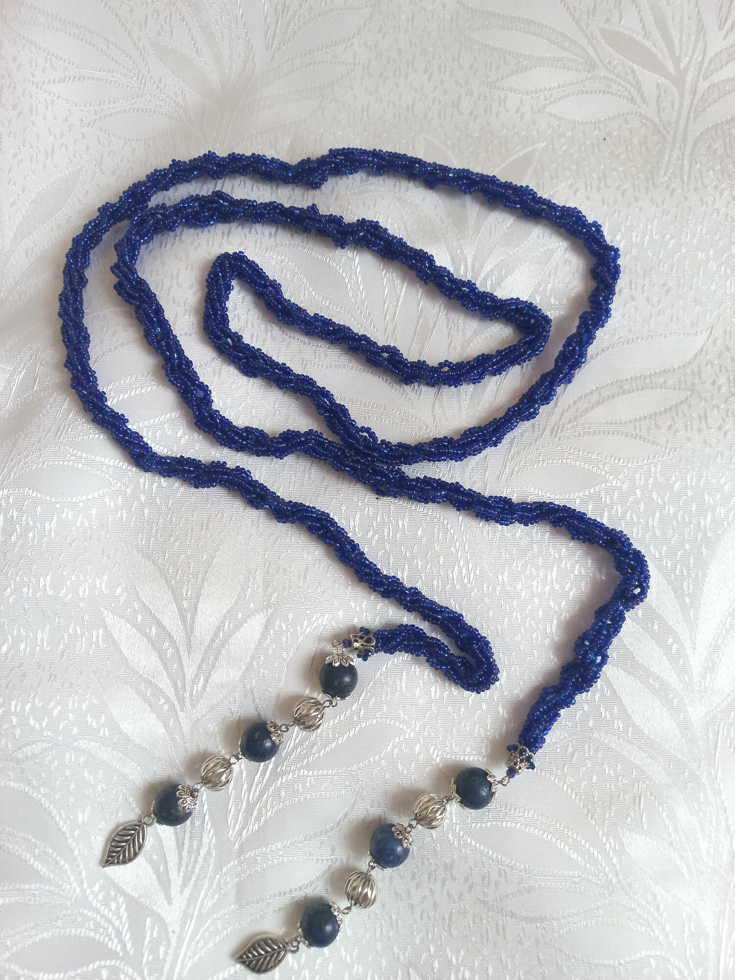 Бусы, лазурит