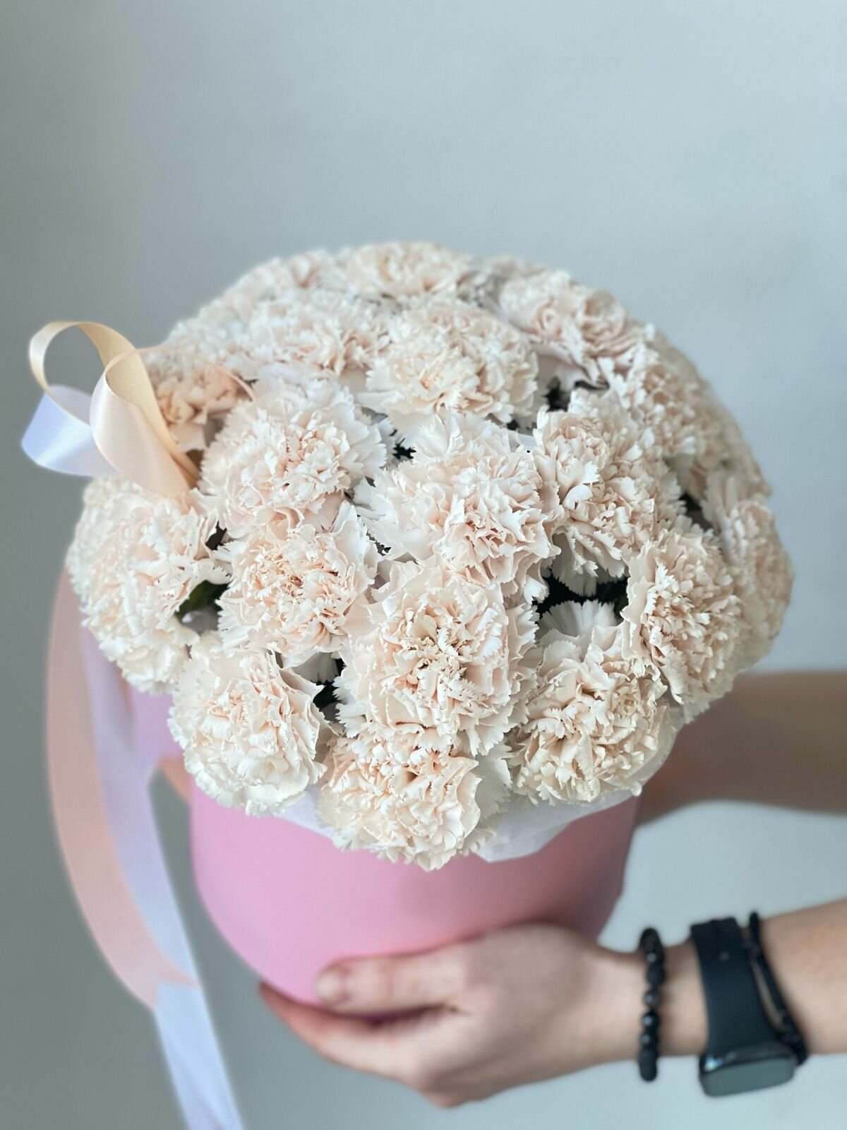 Гвоздики в коробке