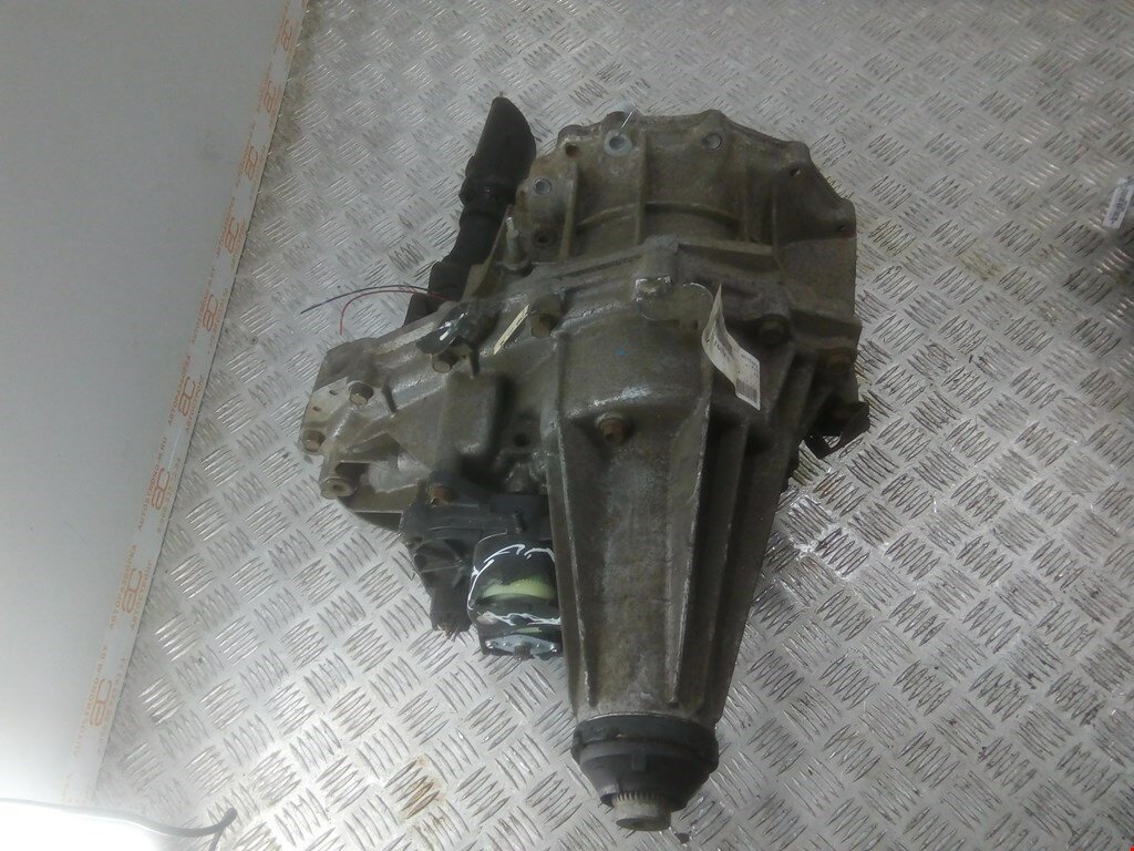 Раздаточная коробка (раздатка) Nissan Navara (D22) 33100EA30A арт. 657160