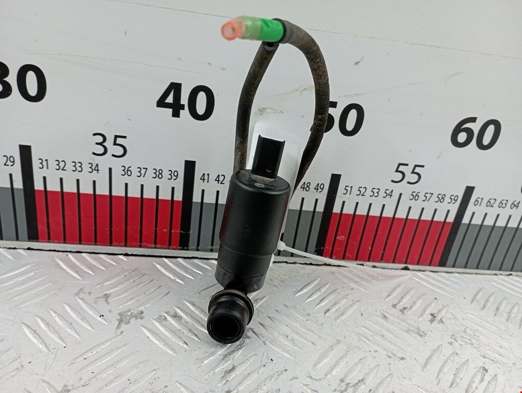 Насос (моторчик) омывателя Citroen C5 1 643475 арт. 1892752