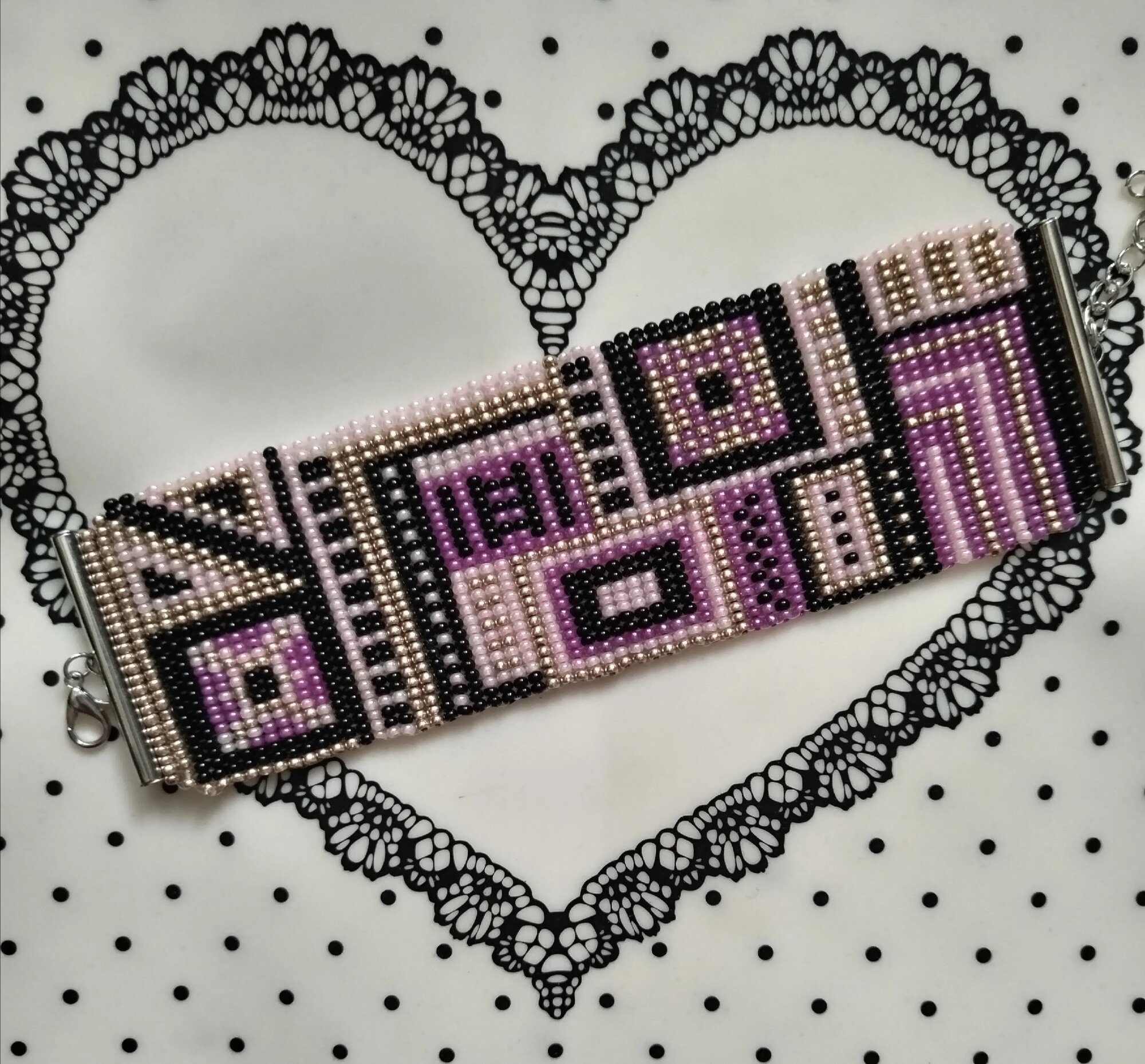 Плетеный браслет