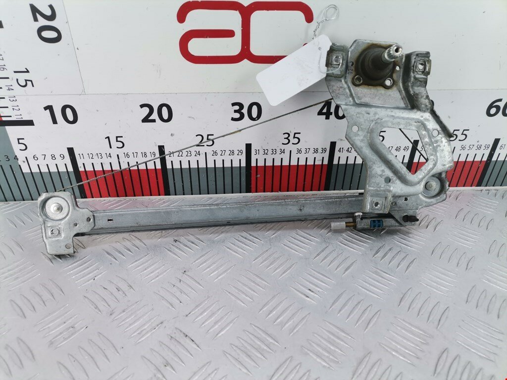 Стеклоподъемник механический двери задней левой Audi 80 B4 893839399 арт. 1999900