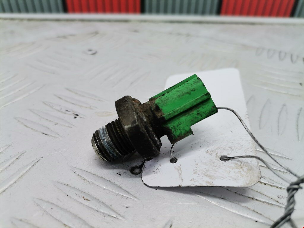 Датчик давления масла Mazda 5 CR LF0118501 арт. 2067636