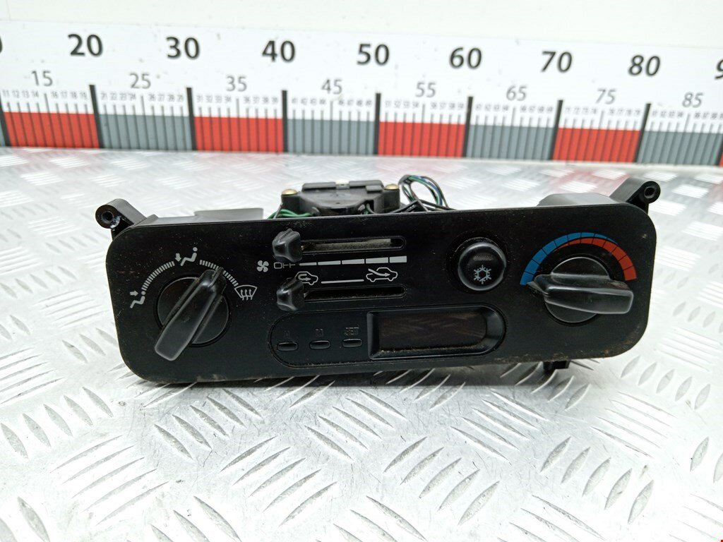 Блок управления печки (климат-контроля) Mitsubishi L200 3 MR167502 арт. 1846958
