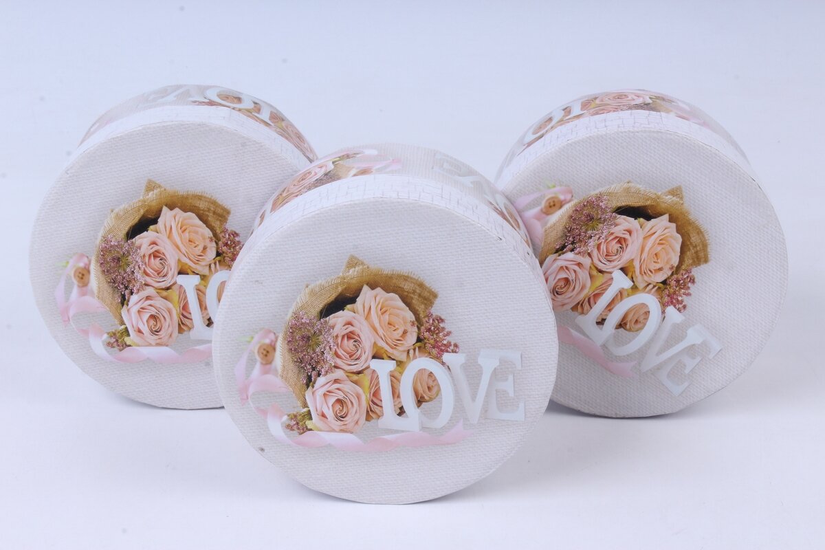 Подарочная коробка Роза Love 19,5*19,5*9,5см круглая