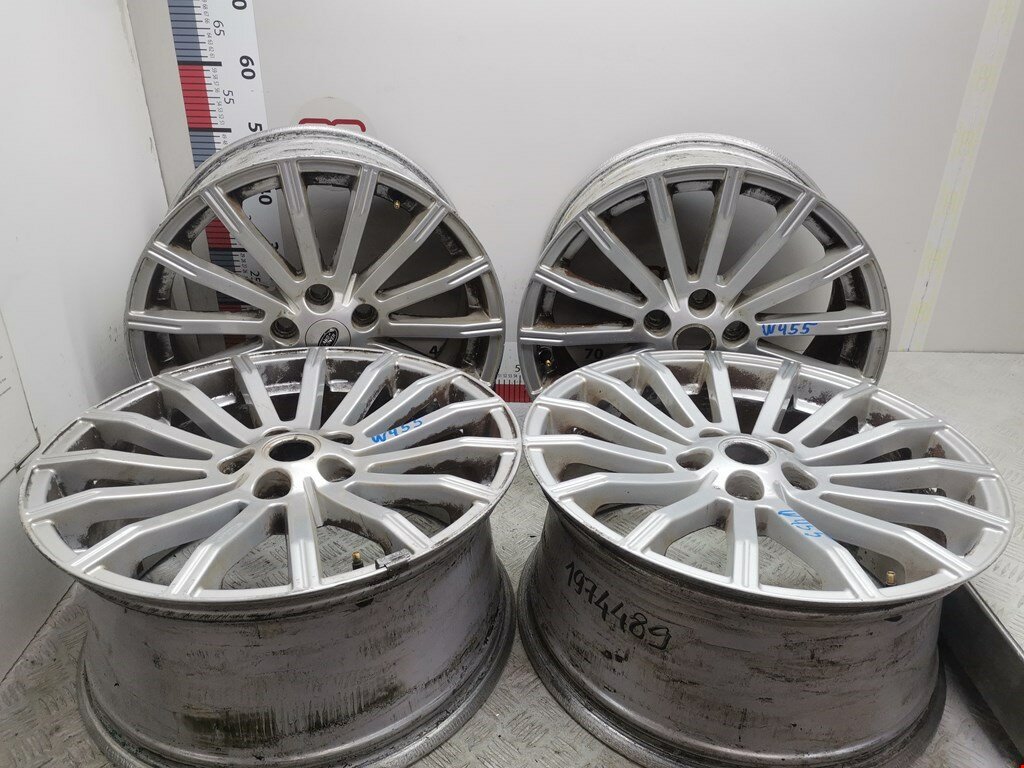 Диск литой Land Rover Discovery 3 LR014979 арт. 1974489