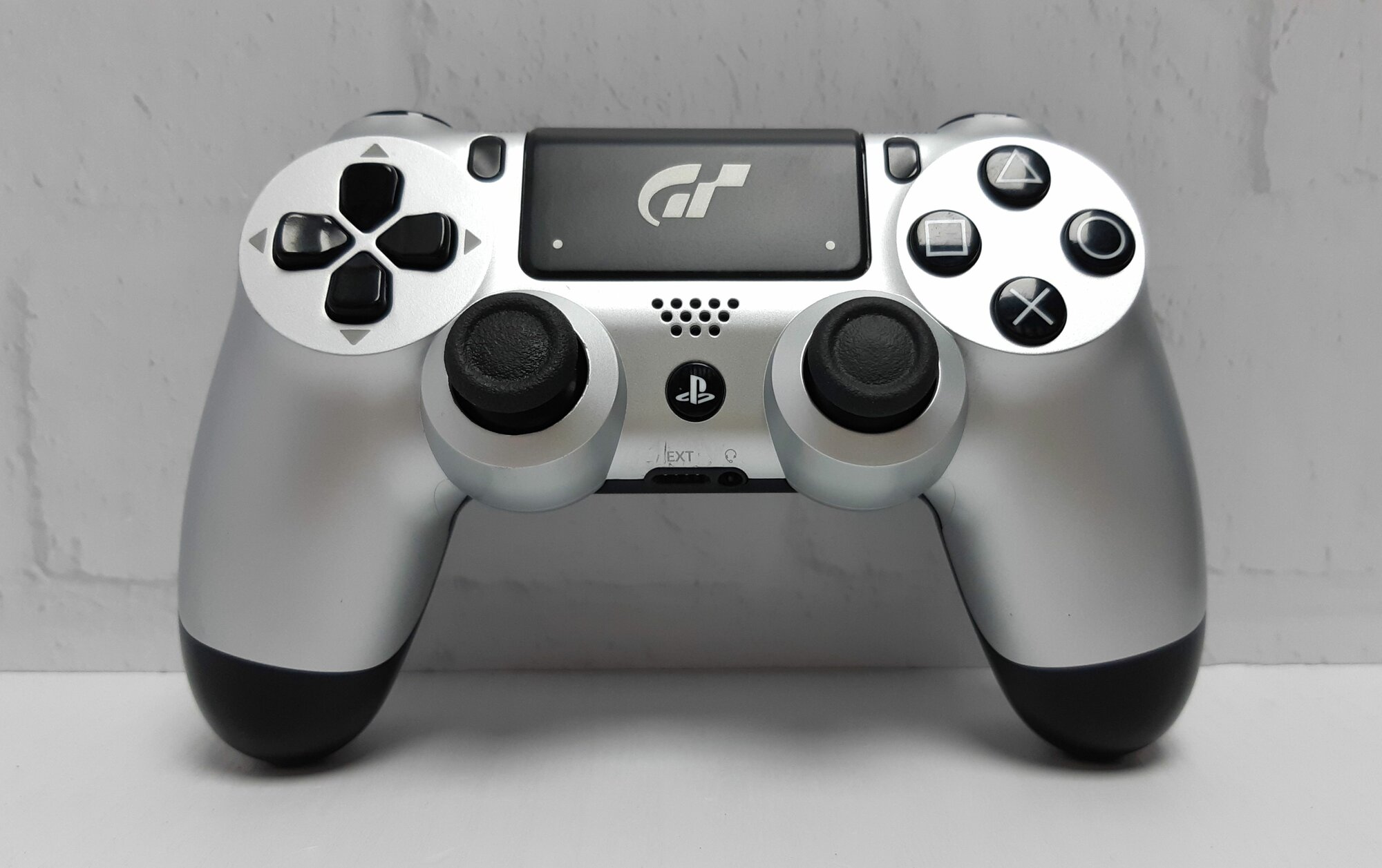 Геймпад беспроводной Gran Turismo Sport Sony DualShock 4 v2 Wireless Controller (PS4) CUH-ZCT2E. Товар уцененный