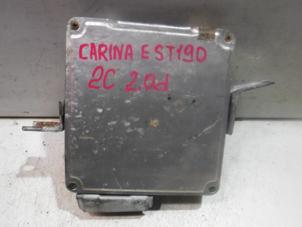 Блок управления двигателем Toyota Carina E 8955120060