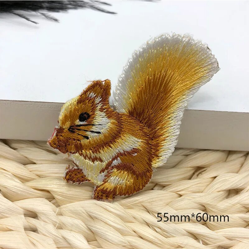 Нашивки с вышивкой лисой и белкой DUTRIEUX Squirrel patch 4