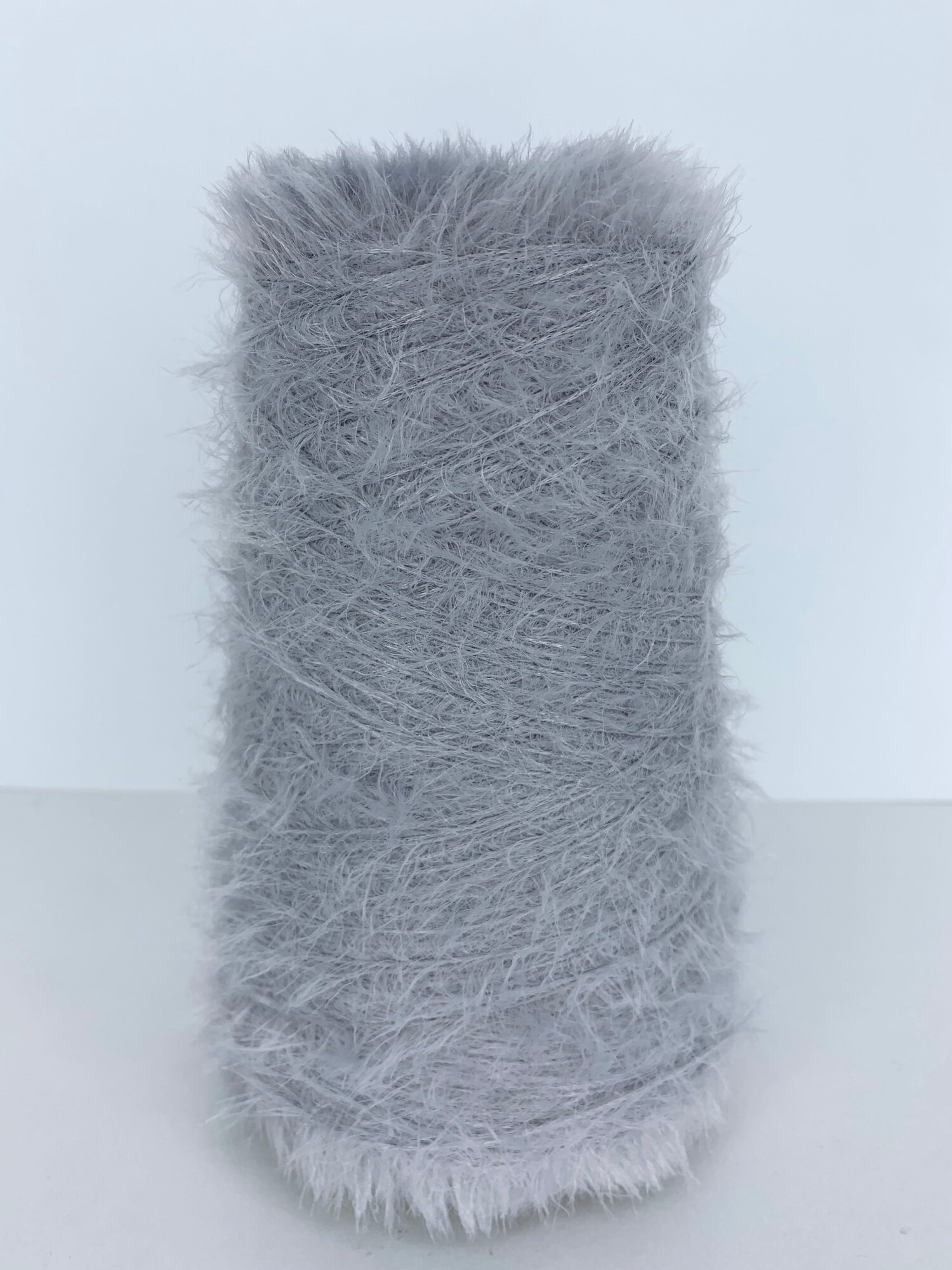 KRISTEN - Gi.Ti.Bi. Filati ; 100% микрофибра; 630м/100гр; Лебяжий пух col. 887631 Серый; вес: 250гр; italyyarn