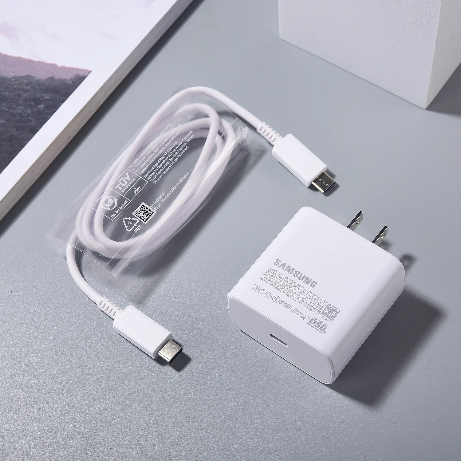 Адаптер Samsung PD Supercharge 45W Для Galaxy S25/S24/S23 Ultra/Plus, Настенное Зарядное Устройство С Кабелем USB-C На USB-C 1 М