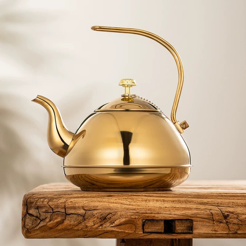 Чайный домик в гонконгском стиле, классическая спиртовая плита, чайник кунг-фу, изолированный чайник, ресторан, чайник