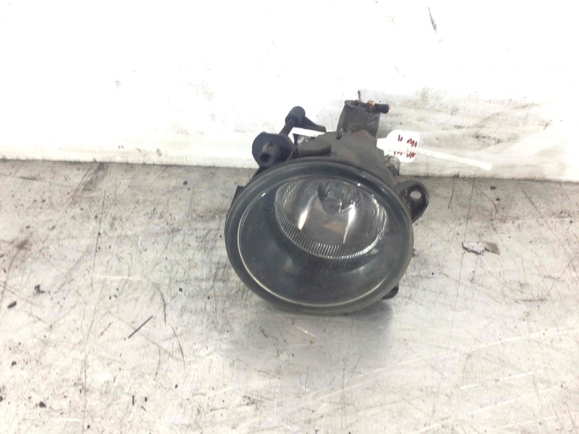 Б/У Фара противотуманная левая Land Rover Range Rover 3 поколение (2002-2005) 2003 г.
