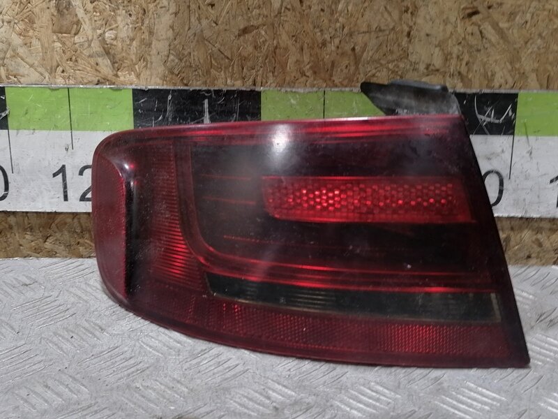 Фонарь задний левый AUDI A4 B8 2007-20 8K5945095D