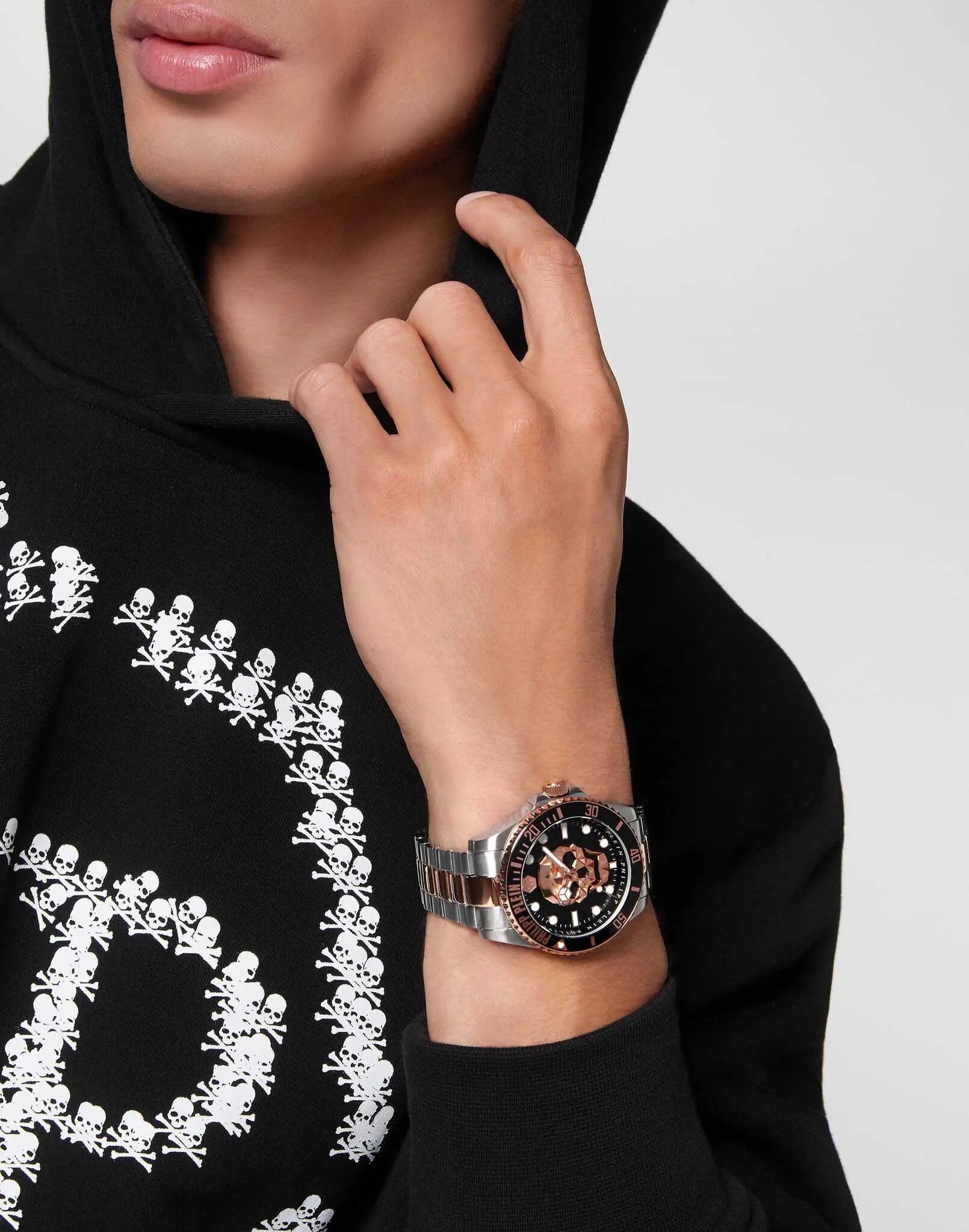 Наручные часы PHILIPP PLEIN, черный