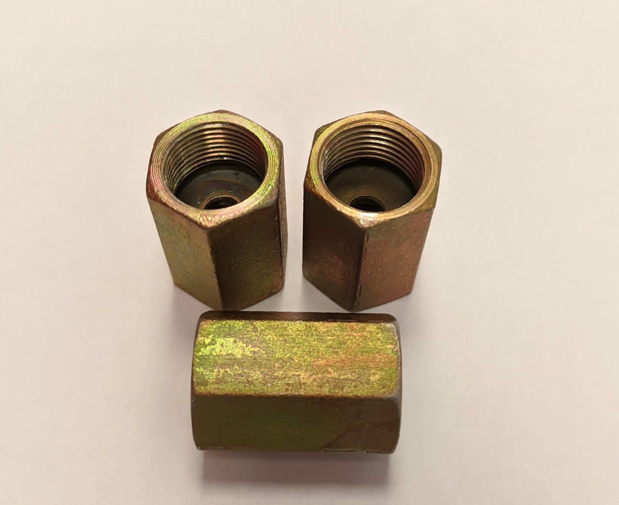 Переходник резьбовой, внутр. р. М20х1,5 - внутр . р. М20х1,5. Ст.20.