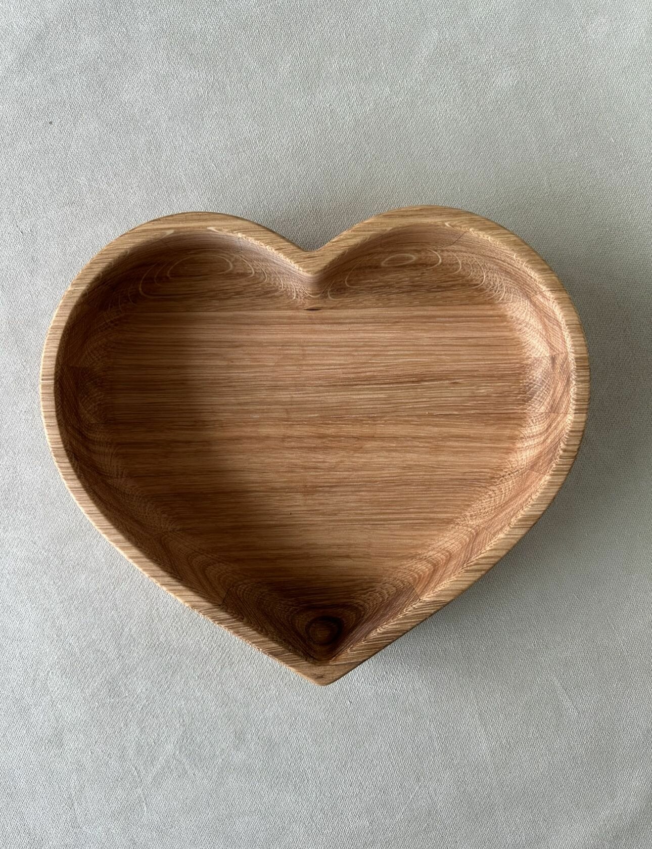 Поднос в форме сердца Дуб Средний (M) 23*27*4,5 см