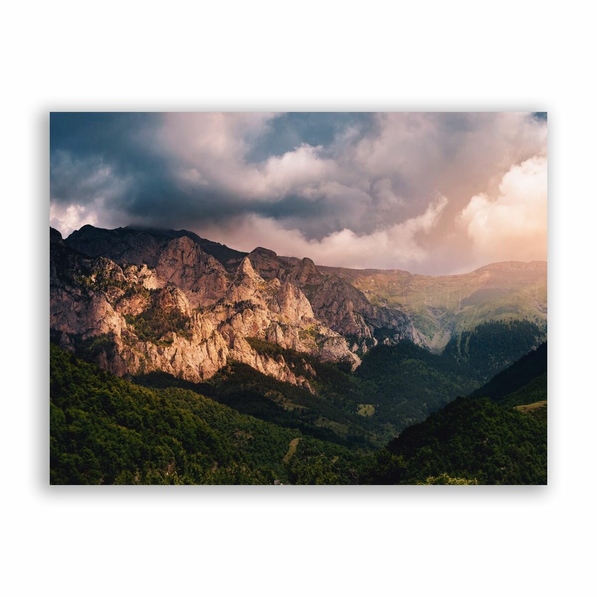 Постер, плакат на бумаге / Природа Испании - Пейзаж / Размер 80 x 106 см