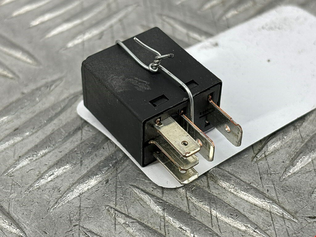 Реле Jeep Commander 4671168 арт. 2088291