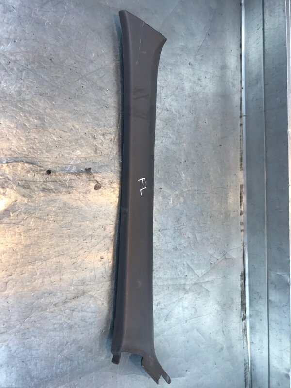 Обшивка стойки Nissan March K11 CG10DE 01.1992 перед. лев. (б/у) 7691241B00