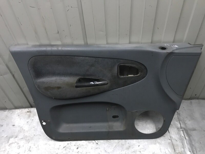 Обшивка двери передняя левая Renault Scenic JA 7700436258