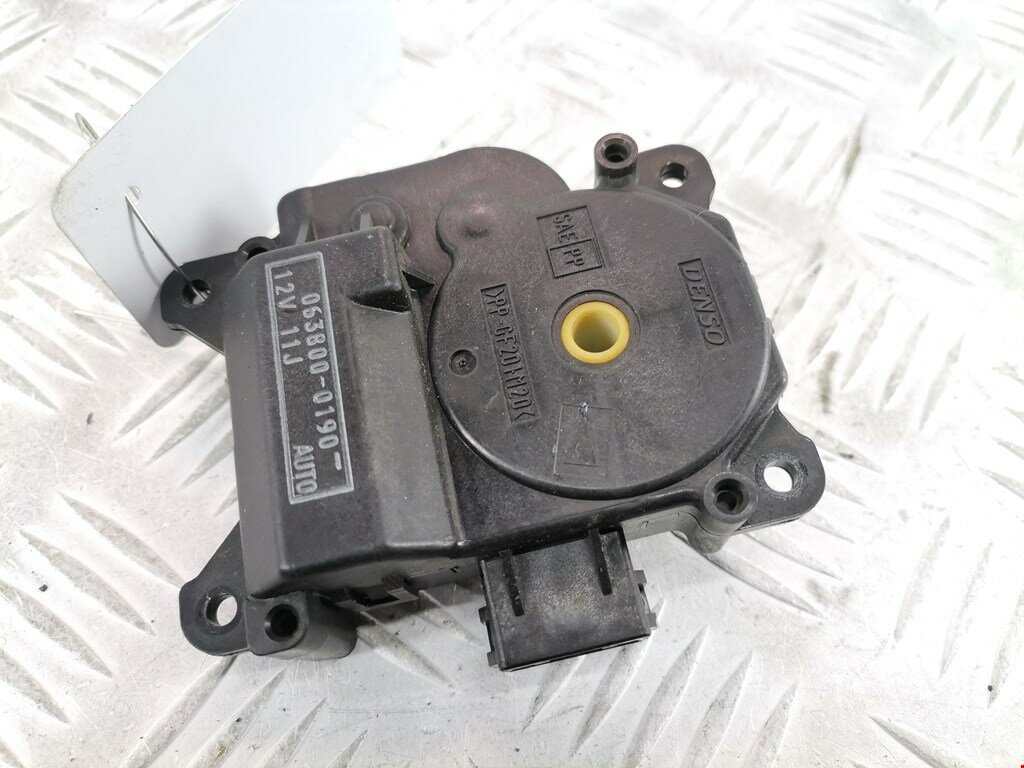 Сервопривод (электропривод моторчик привода) заслонки печки Land Rover Range Rover Sport 1 64119321034 арт. 1718502