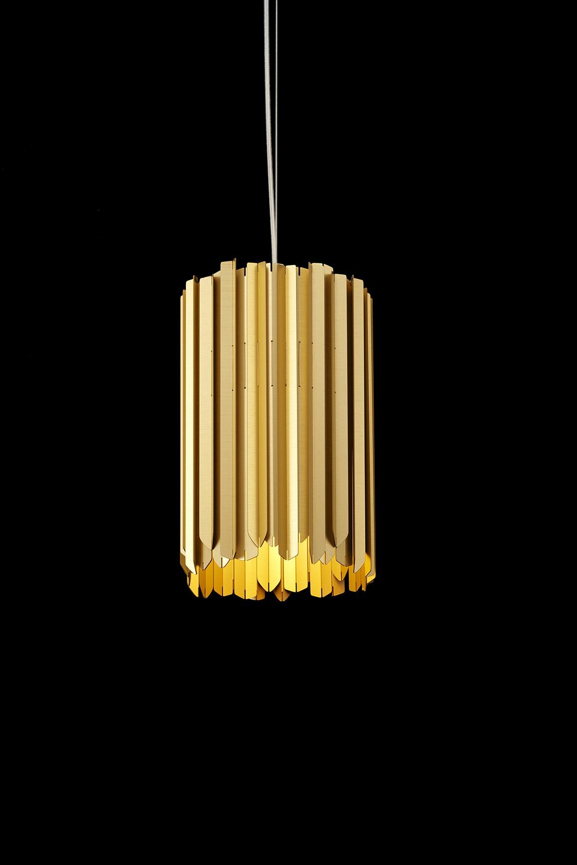 Светильник подвесной потолочный металлический золотой LED Е14 60Вт Люстра подвесная Facet 7090B-3P Blesslight