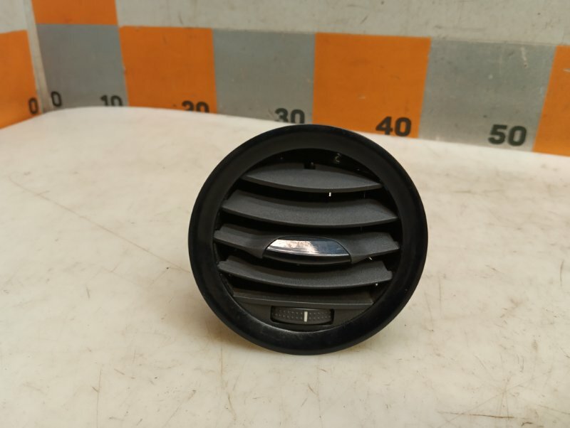 Б/У Опель Корса Д Дефлектор воздушный Opel Corsa 2008 D, S07 350213 OPEL арт. 13232297