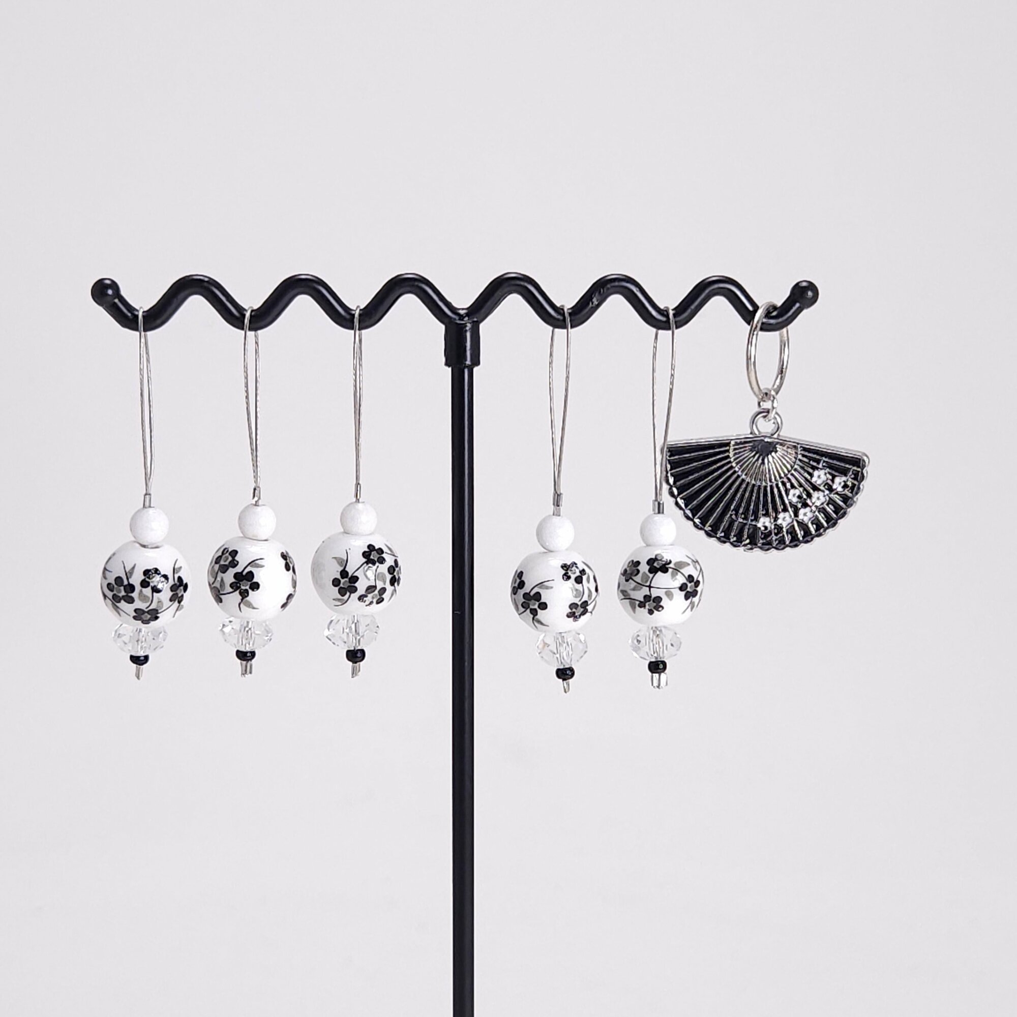 Маркеры для вязания спицами "Керамика черно -белые" , керамика/стекло/металл, черно-белые, 6 шт.