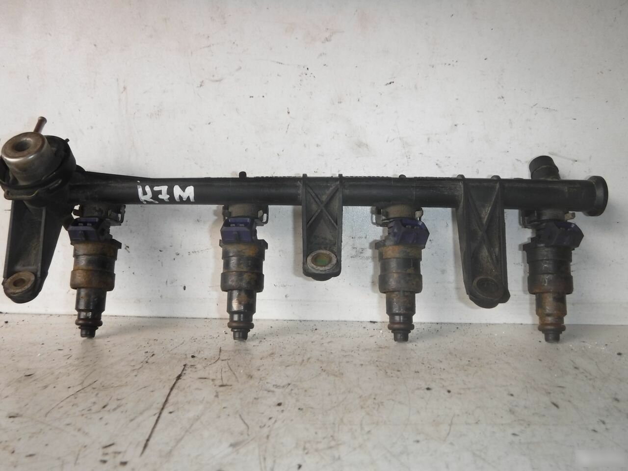 Форсунка инжекторная электрическая Renault Scenic I (1996—1999) 7700866313