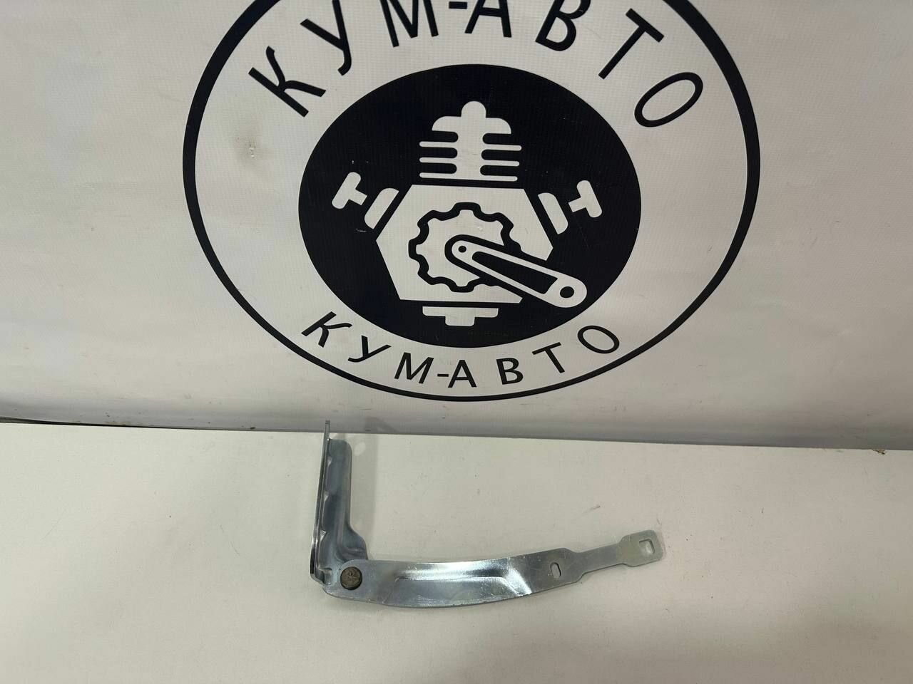 Петля капота левая Рено Логан 2 Сандеро 2