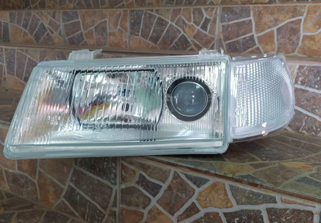 Фара ваз 2110 2111 2112 левая в сборе
