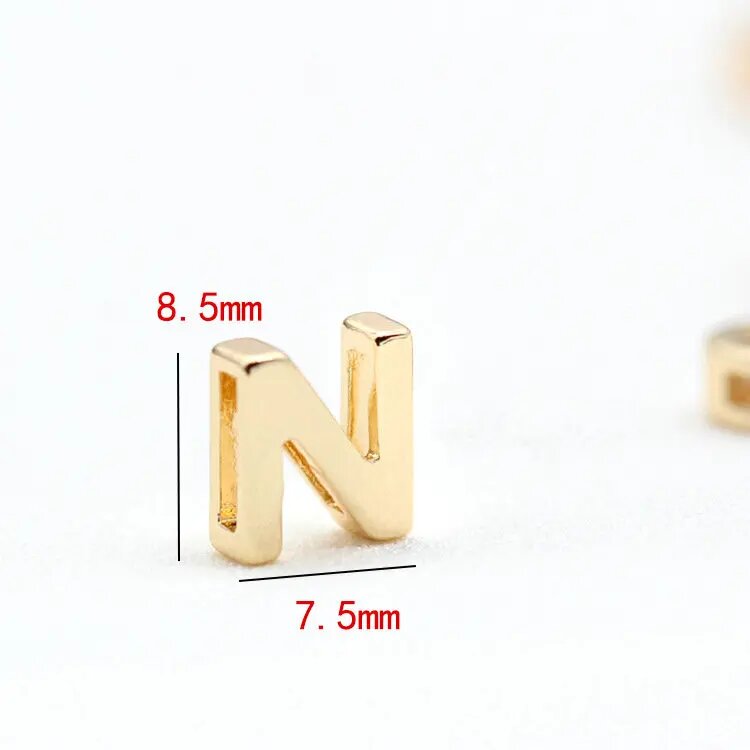 Латунные буквы алфавита 14К золотопокрытие Florainer Tina 10 шт.